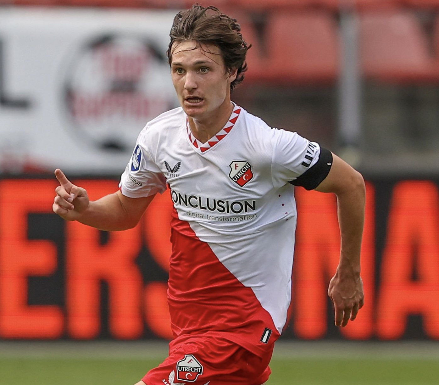 Chris Richards Interview | Chasing A Cup Chris Richards CB Bayern Munich